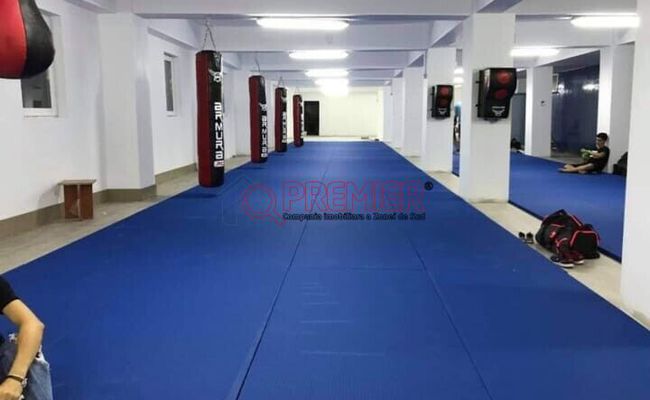 Spațiu 500 mp – Târg Vitan / Rin Grand Hotel 2100 euro - IMOPEDIA.RO